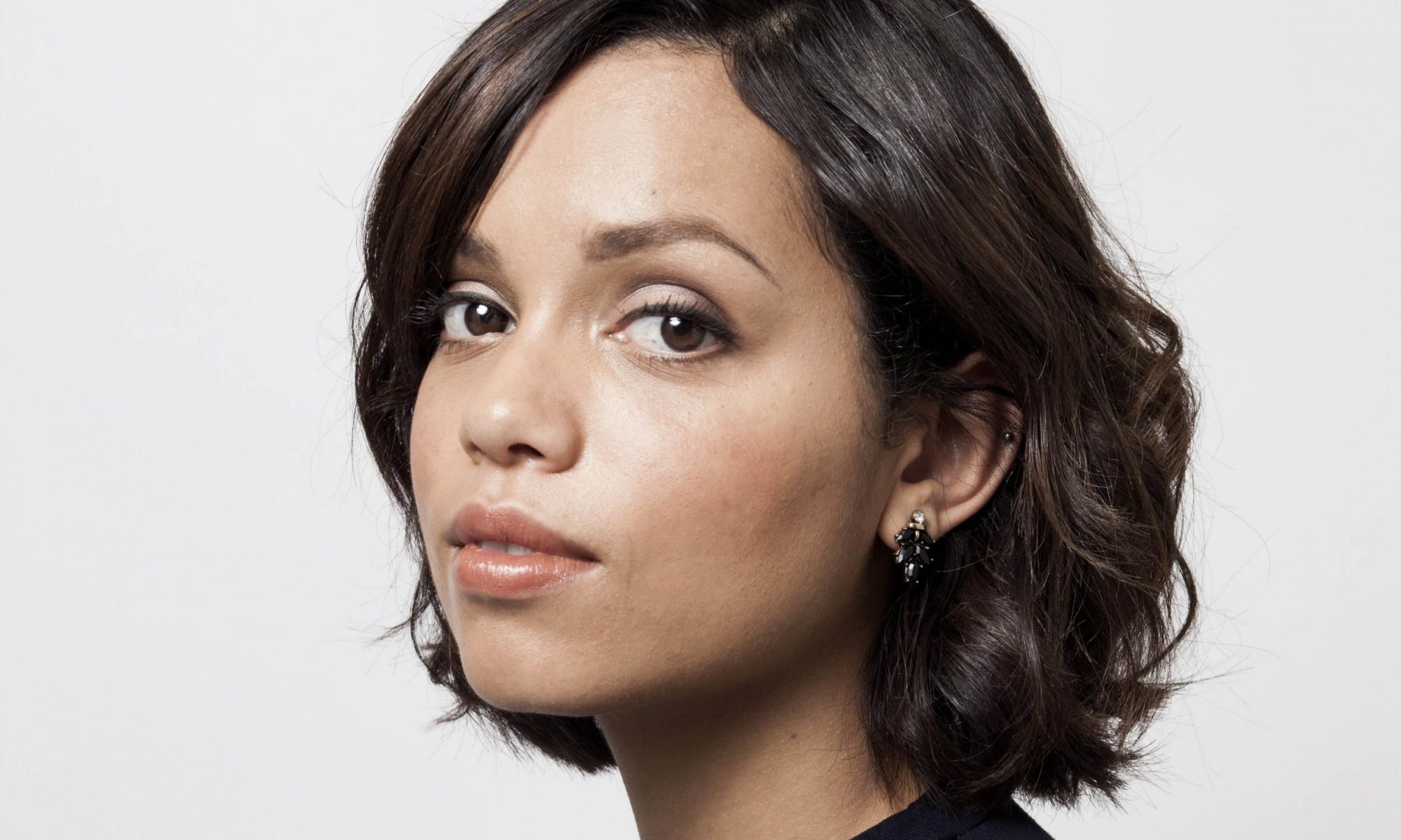 Georgina Campbell Quelle Est Sa Taille