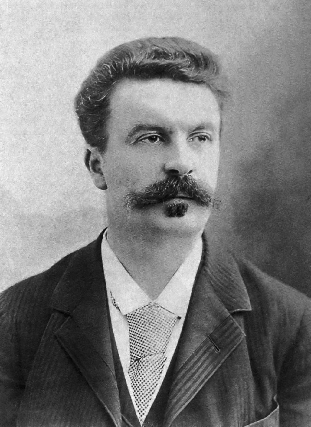 Guy de Maupassant - Quelle est sa taille Guy de Maupassant - Quelle est sa taille