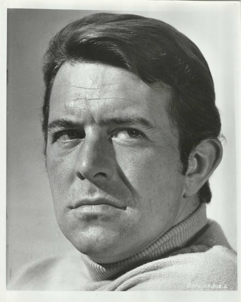 Terence Cooper - Quelle est sa taille